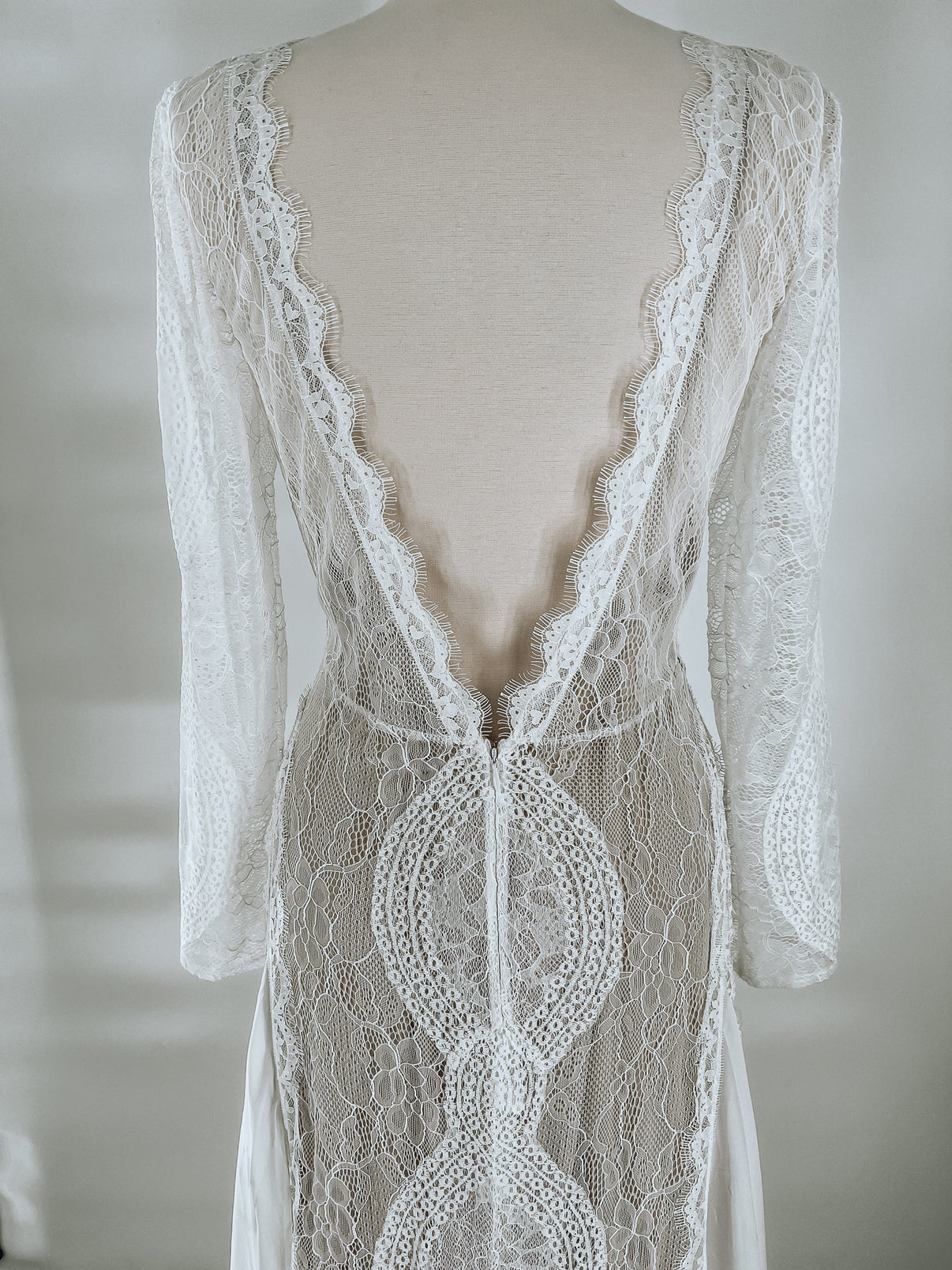 Queen Kristy | Queen Bridal | Boho Wedding Dresses – QUEEN BRIDAL